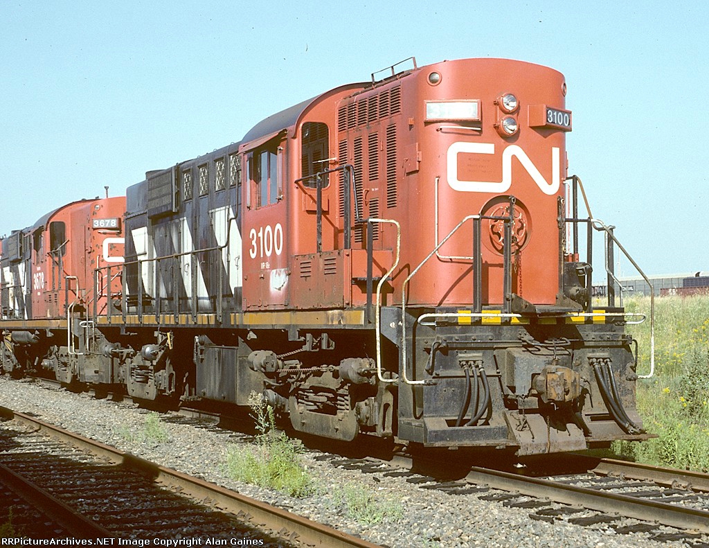 CN RS18 3100